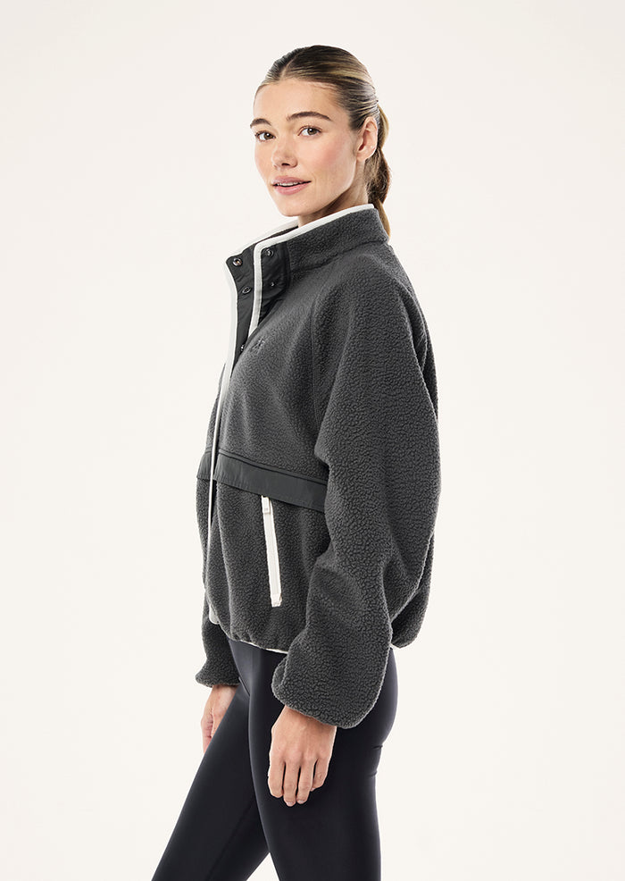 Technique Jacket | Caviar | P.E Nation